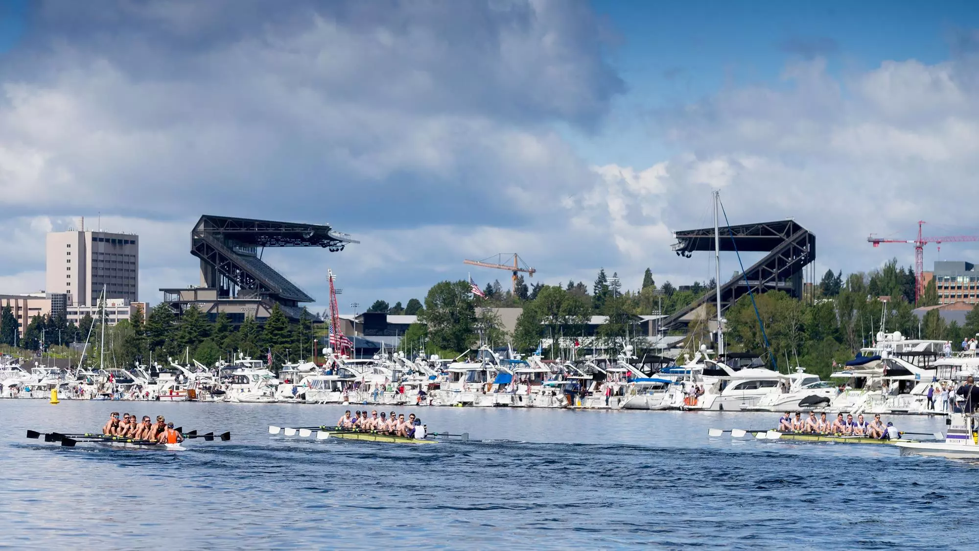 Husky Sailgating Boat Rental or Yacht Charter | Seattle - Bellevue